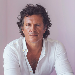 Carlos Vives AI Music Generator - Lalals